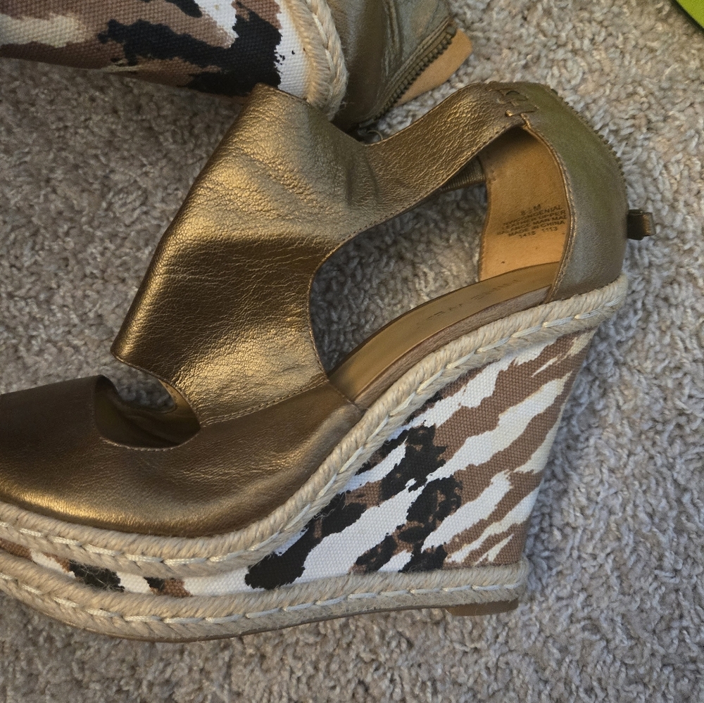 Ladies Wedge Sandal - Gem